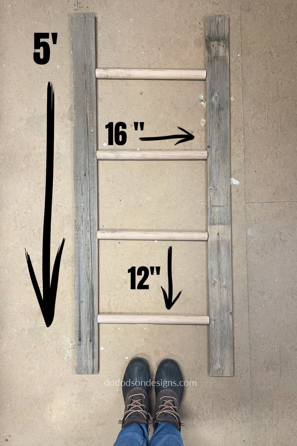 DIY Rustic Blanket Ladder - Scrap Wood - Do Dodson Designs