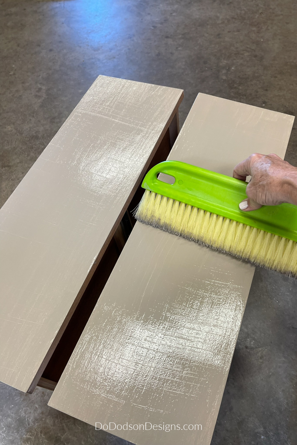 Easy Faux Linen Paint Technique - Dixie Belle Paint Company