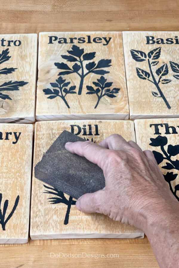 Easy DIY Herb Sign (Rustic Farmhouse Kitchen Decor) - Do Dodson Designs