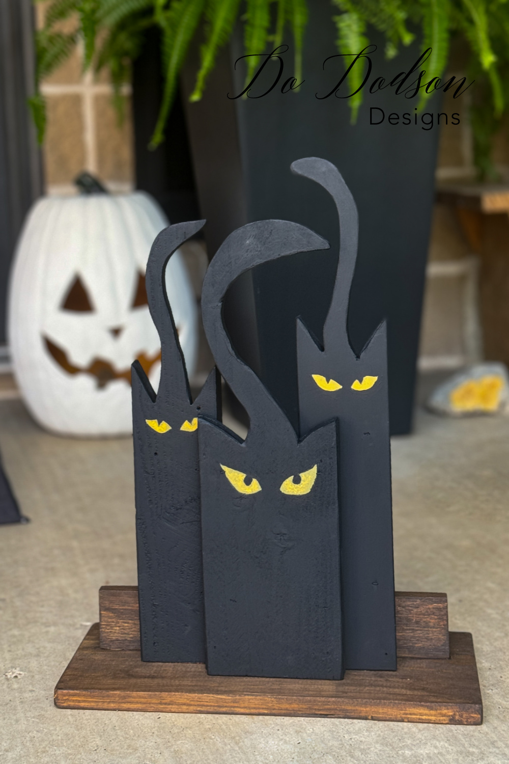 DIY Wooden Black Cat (Halloween Scrap Wood Craft) - Do Dodson Designs